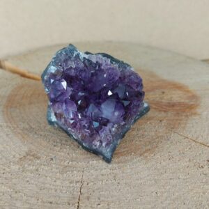 Heilstein Amethyst Druse