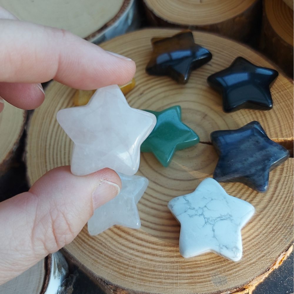 Heilstein Rosenquarz Stern